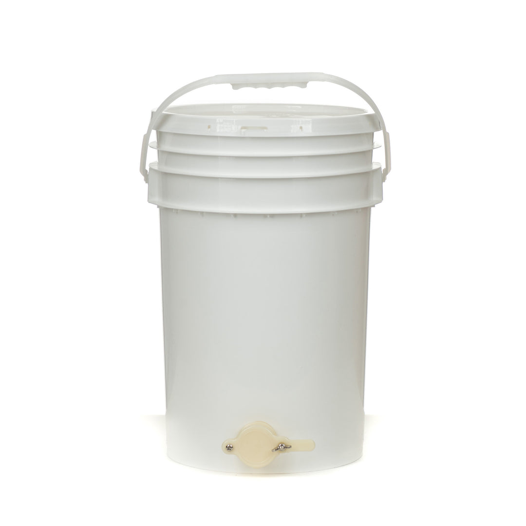 Plastic Honey Storage Tank, Lid, & Gate – Bee Maid Bee Supplies